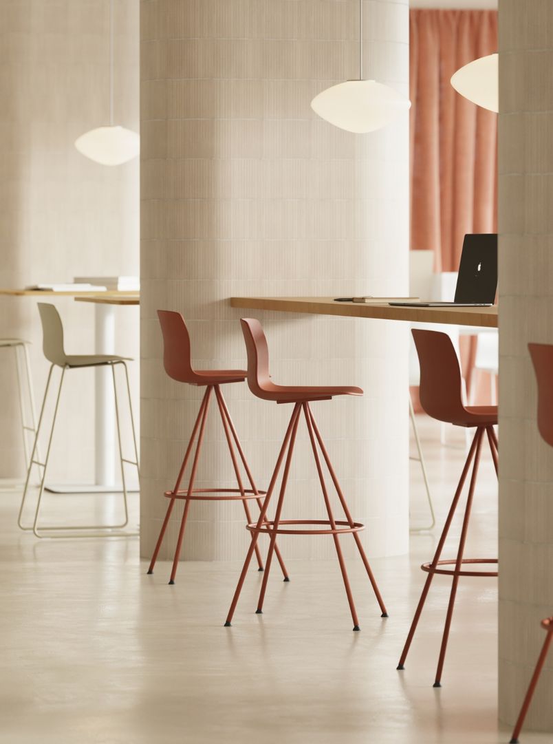 Akaba - Furniture with personality to work well & live better